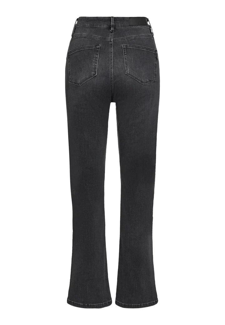 Jenora Black Jeans – The Store Collective